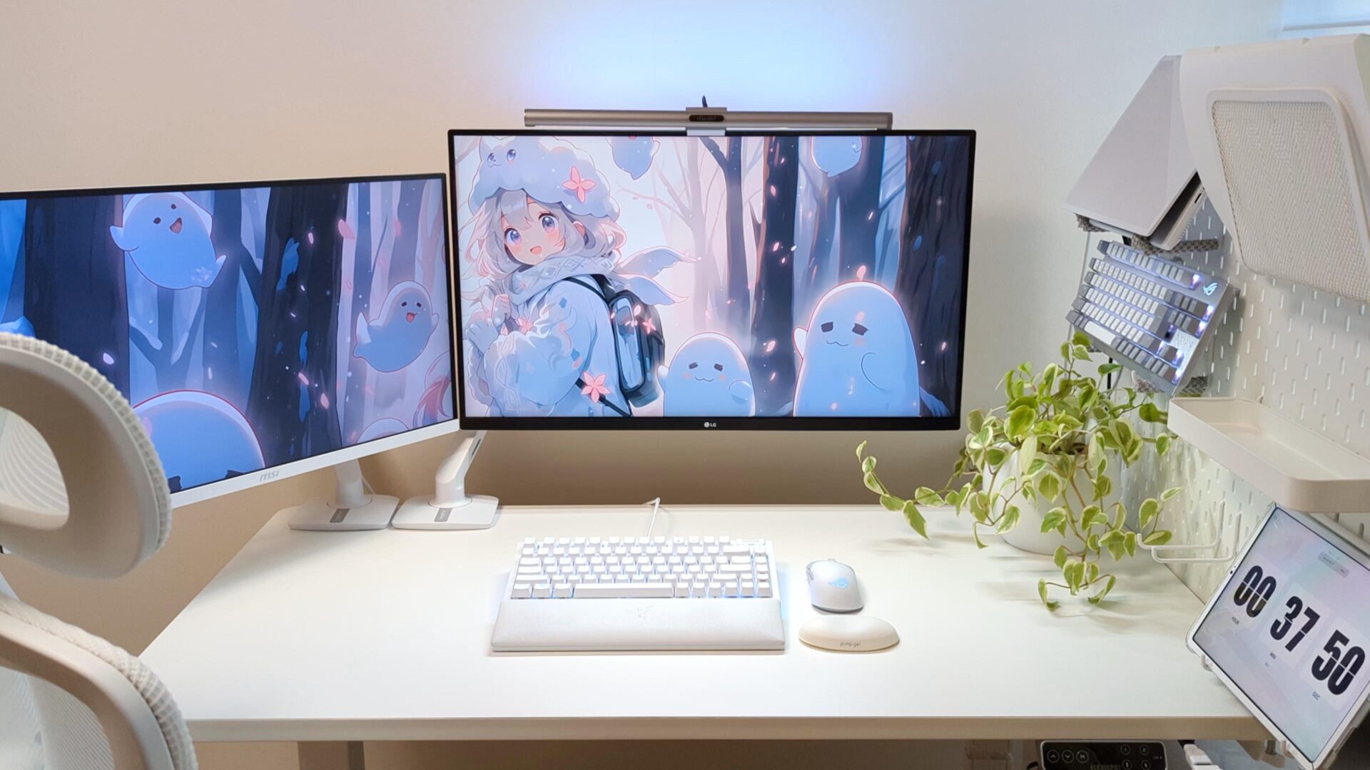 白デスクツアー ～2024～【全25アイテム紹介!!】 | sochablo